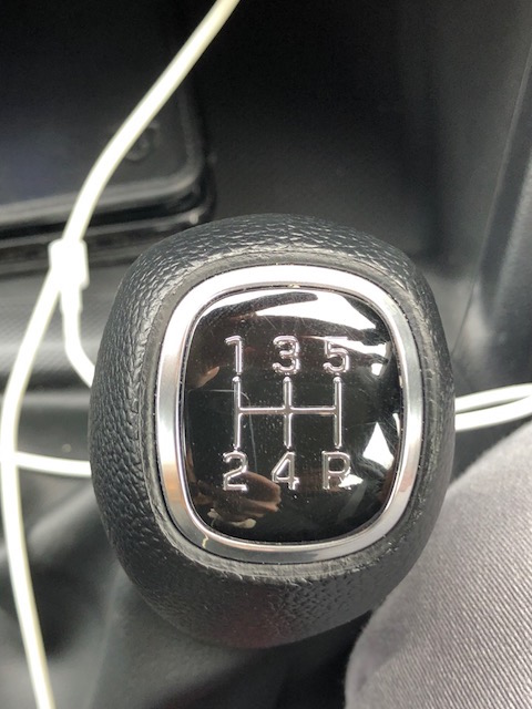 How To: Drive on the Left Side of the Road – Maureen's Suitcase